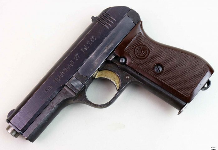 Pistola CZ "FNH" mod. P27 cal. 7,65 mm mat. 376411 - Gun Store Bunker