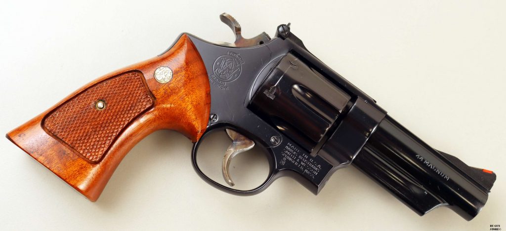 Revolver Smith & Wesson mod. 29-2 cal.44 Mag. cal. N69288 - Gun Store ...